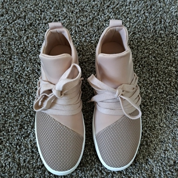 Steve Madden | Shoes | Steve Madden Lancers Sneakers | Poshmark